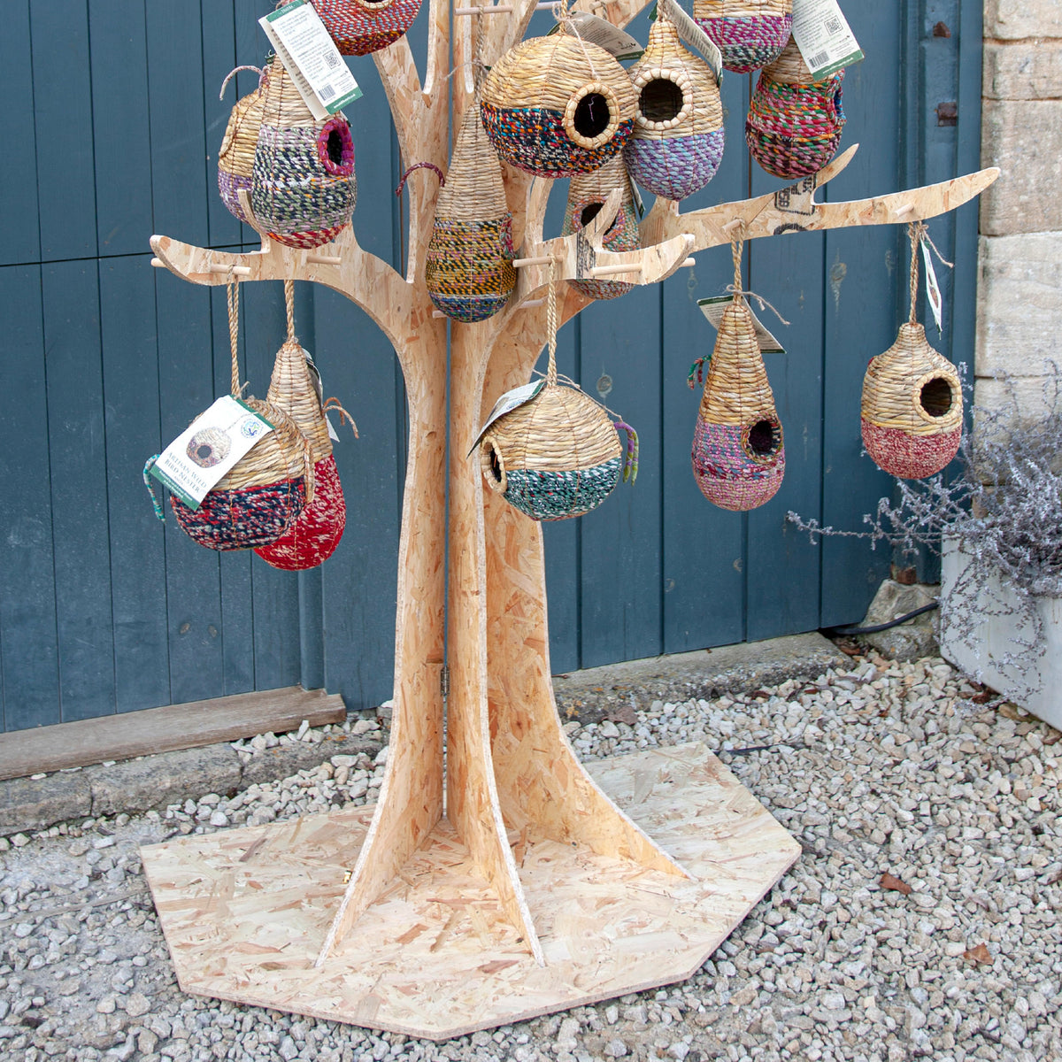 Large Artisan Nester Display Tree | Wildlife World